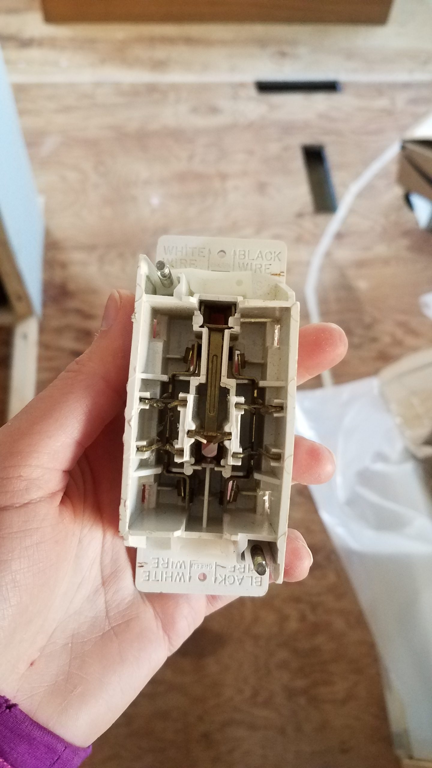 Travel Trailer Renovations: Part Nineteen – Plug in the Lights